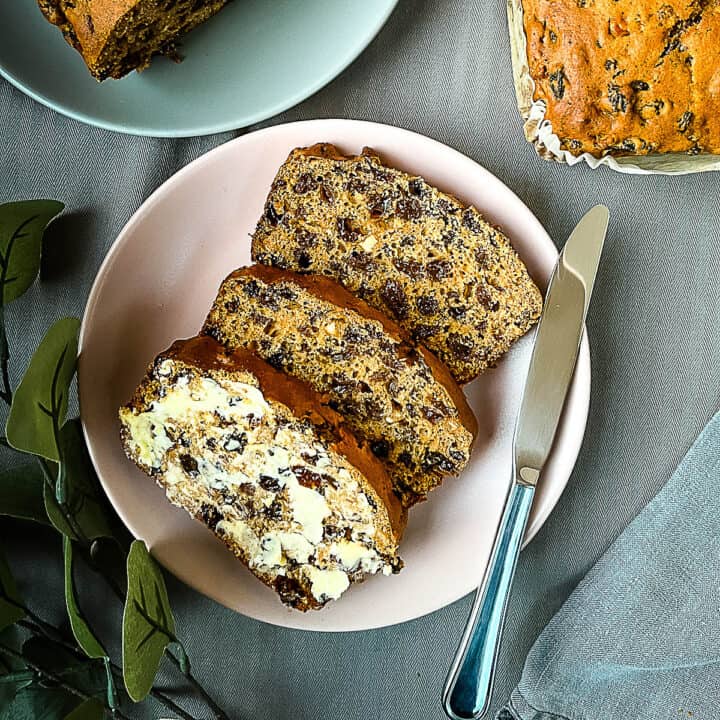 Moist Fruit Tea Loaf (Fat Free) Recipe - The Real Meal Deal